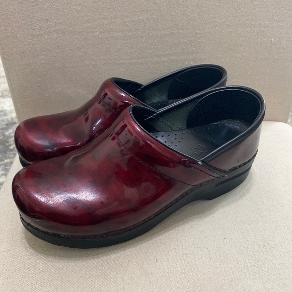Dansko | Shoes | Dansko Red Maroon Leather Clogs Nursing Work Mules ...